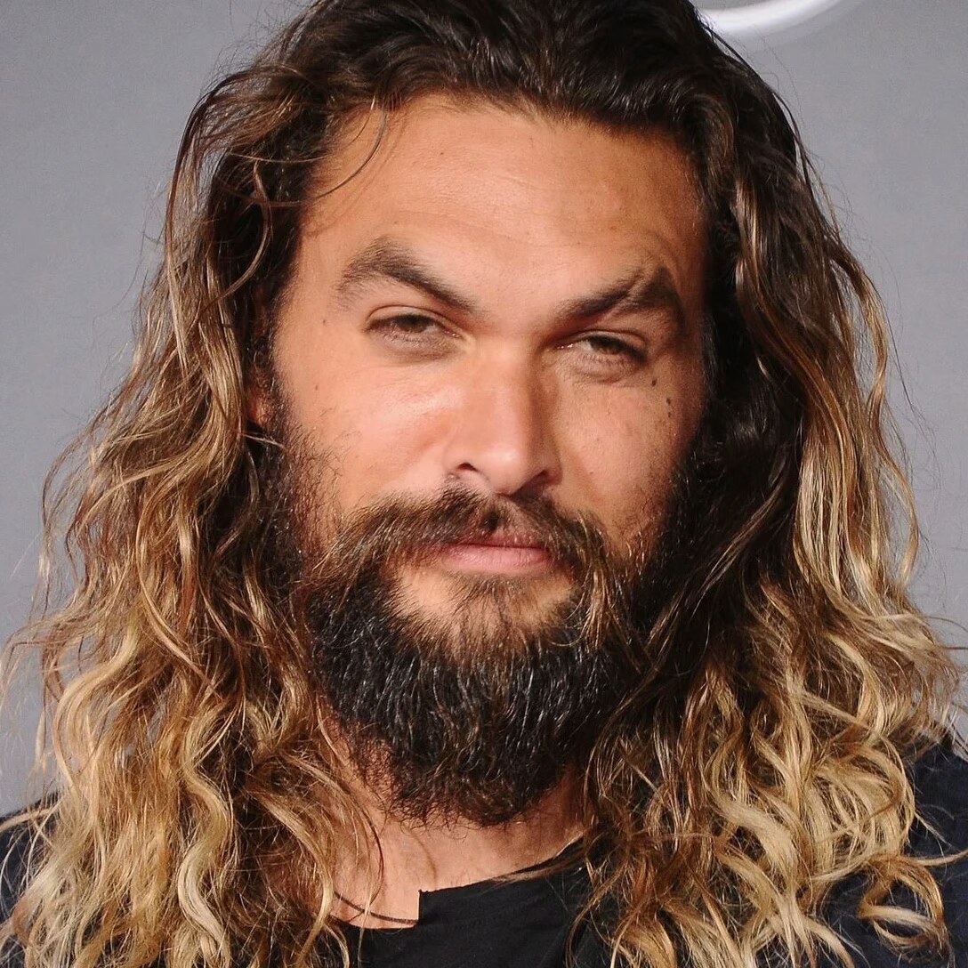 Jason Momoa – Biografía, Edad, Estatura, Fotos y Videos (2026)
